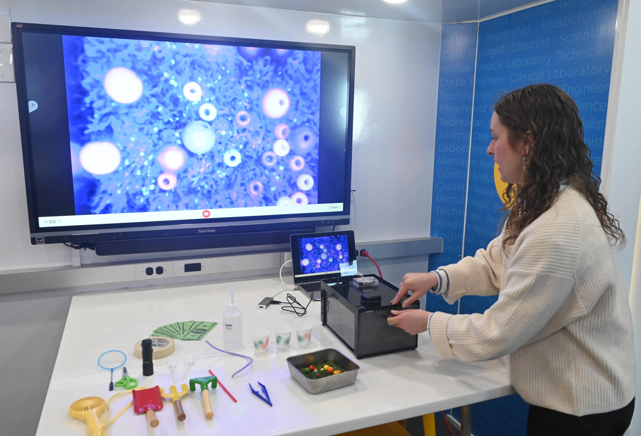 Maine’s first mobile biolab begins tour of rural schools - Piscataquis ...